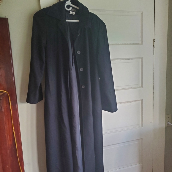 Signature Studio | Jackets & Coats | Cost | Poshmark